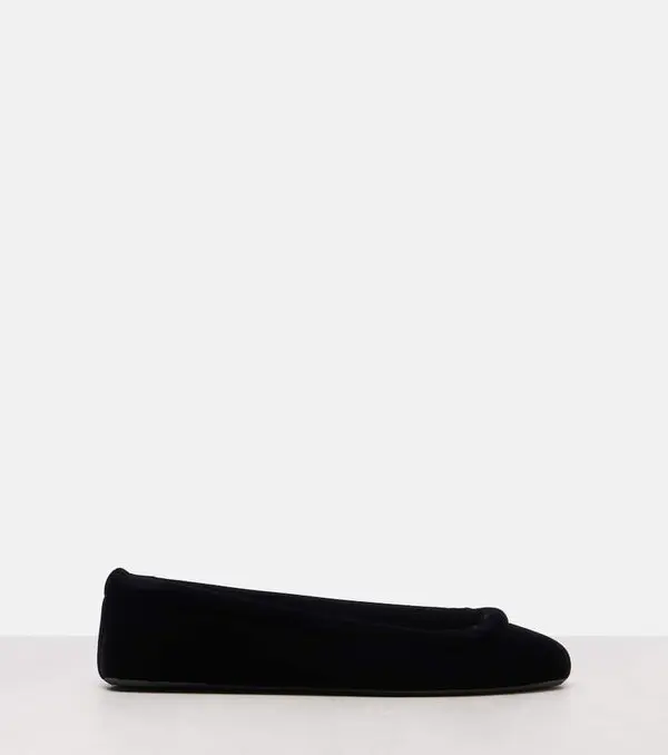Alaïa Velvet Ballerina Flats