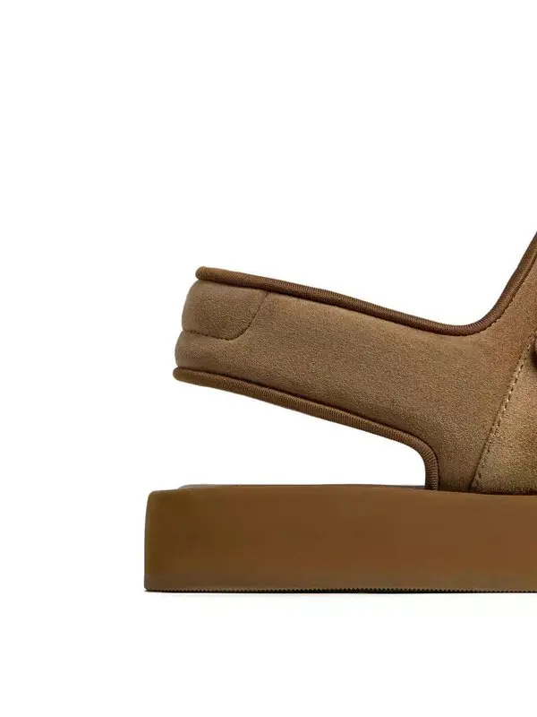 12 STOREEZ Touch-strap Suede Sandals