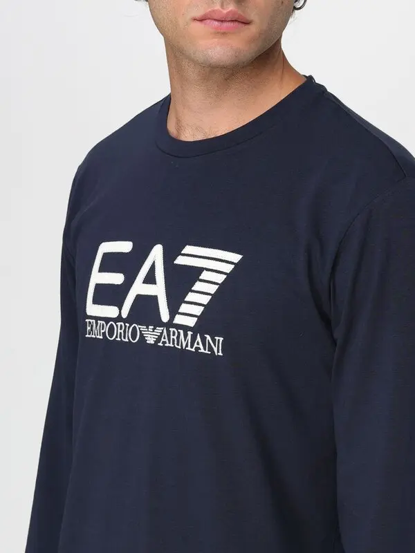 EA7 T-shirt