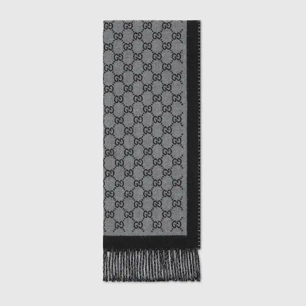 Gucci Gg Wool Jacquard Scarf - Grey