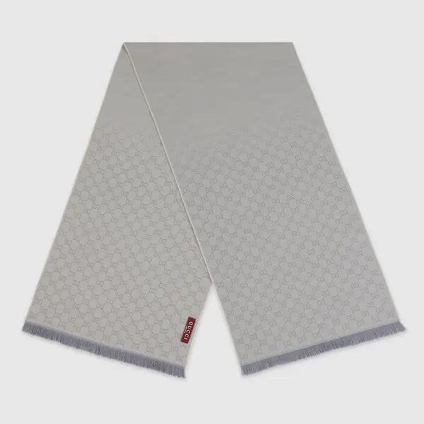 Gucci Gg Wool Scarf - Grey