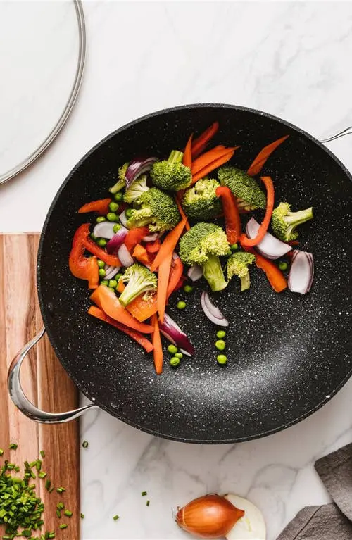 CUISINE::PRO Ironroc™ 5.9 Qt All-in-one Pan With Lid