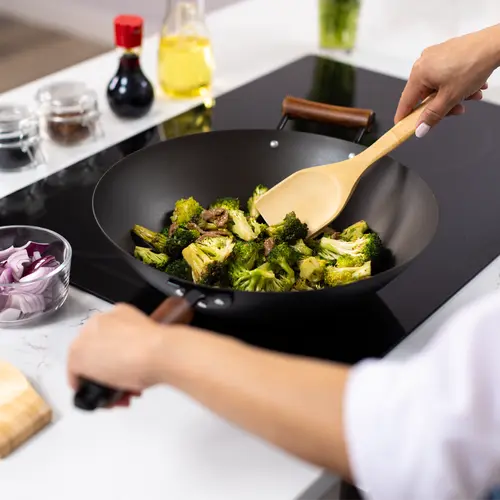 JOYCE CHEN Carbon Steel Preseasoned Wok