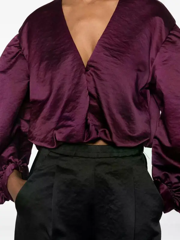 FORTE_FORTE Balloon-sleeve V-neck Top - Red