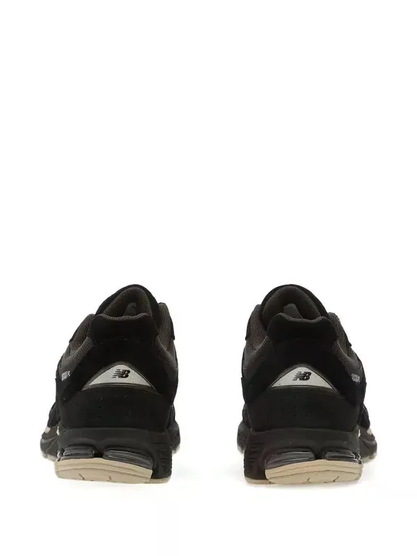 NEW BALANCE 2002r Suede Sneakers - Black