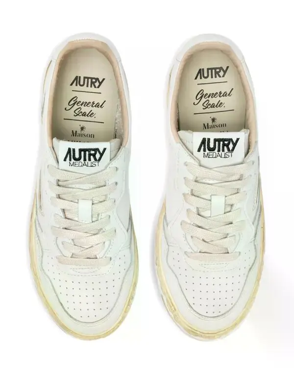 AUTRY Medalist Leather Sneakers