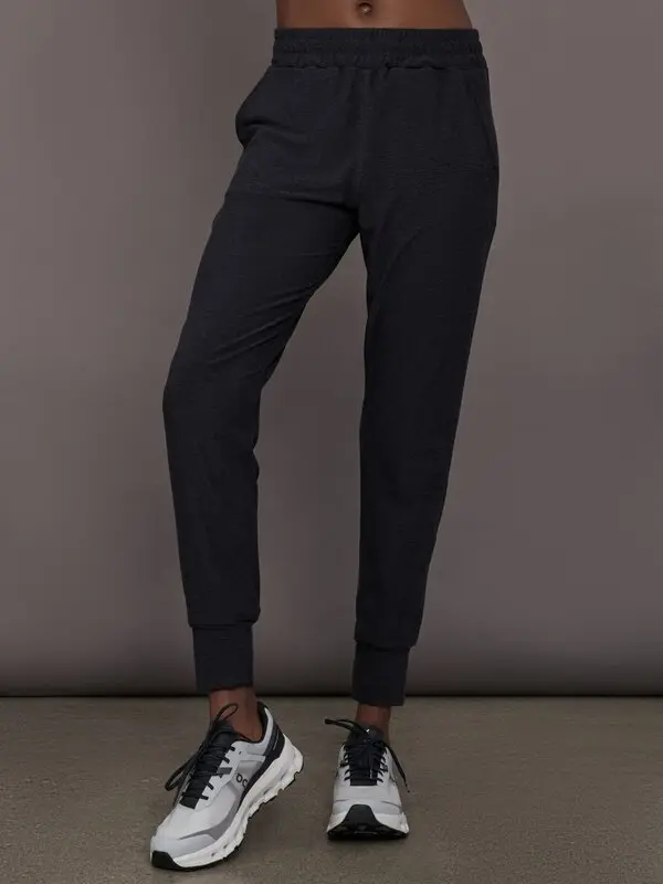 Carbon38 Soft Luxe Jogger - Heather Black