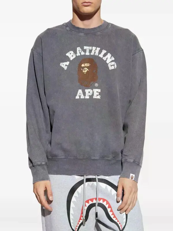 A BATHING APE Logo-print Sweatshirt
