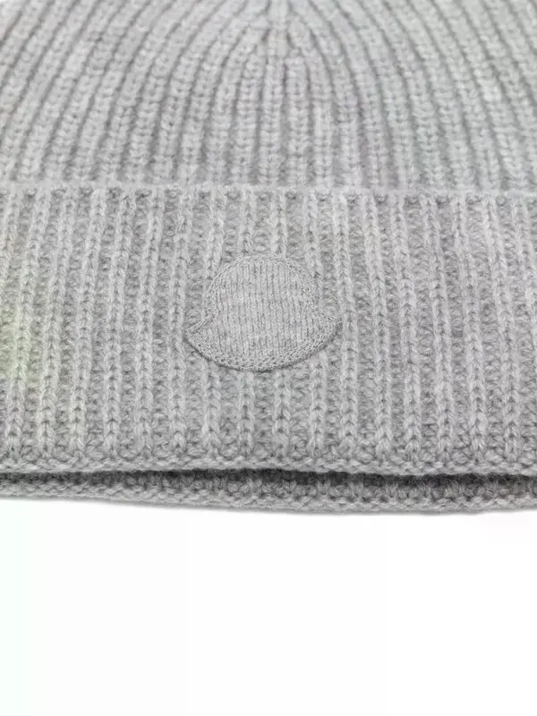 Moncler Cashmere Logo-patch Beanie