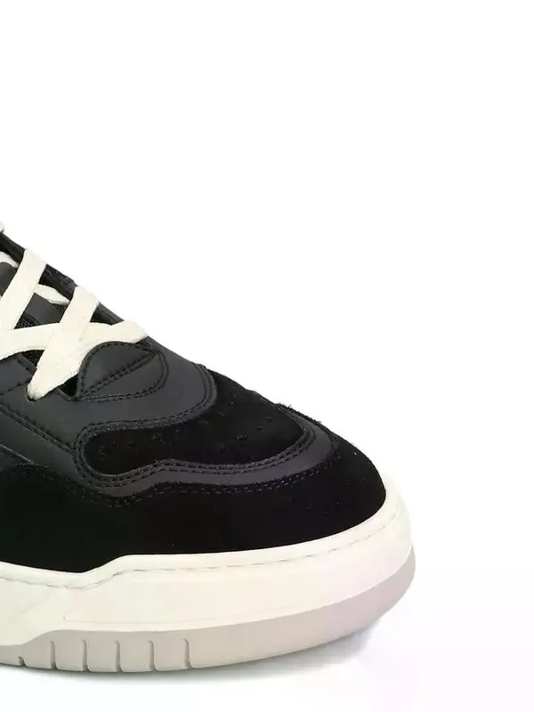 STKN Skater-u Leather Sneakers