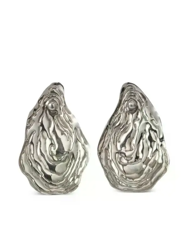 KOROBEYNIKOV Oyster Shell Earrings - Silver