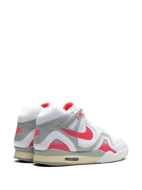Nike Air Tech Challenge Ii Qs Sneakers