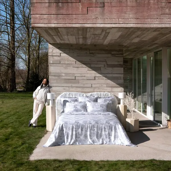 ANNE DE SOLENE Silence Sham, Standard