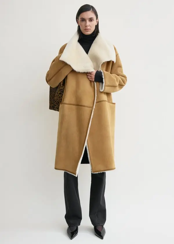 TOTEME Draped Shearling Coat - Brown