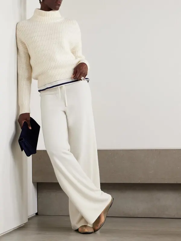 LISA YANG Ribbed Cashmere Turtleneck Sweater