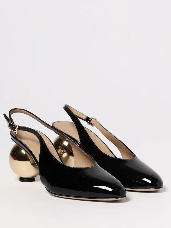 FERRAGAMO Pumps