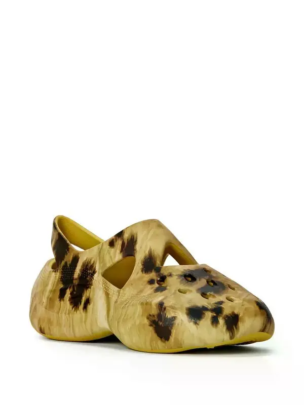 CROCS Diffuser Sandals - Brown