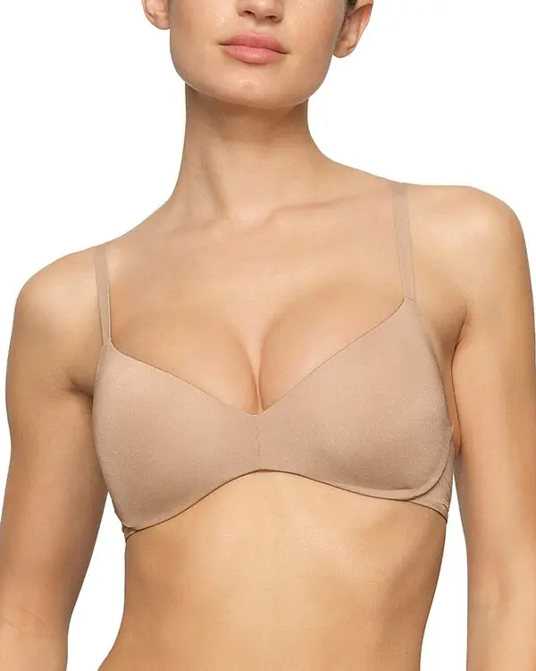 SKIMS Wireless Form Push Up Plunge Bra - Clay
