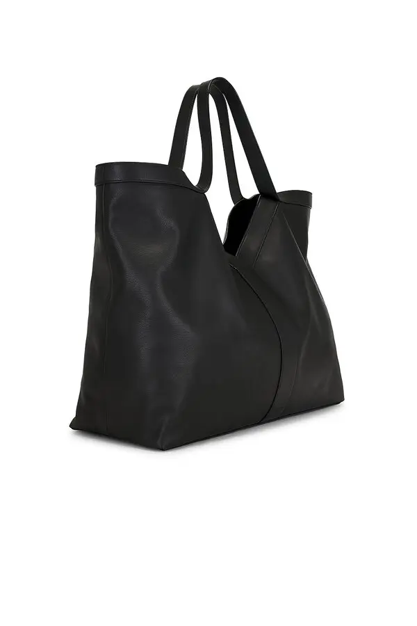 Saint Laurent Maxi Y Tote - Black