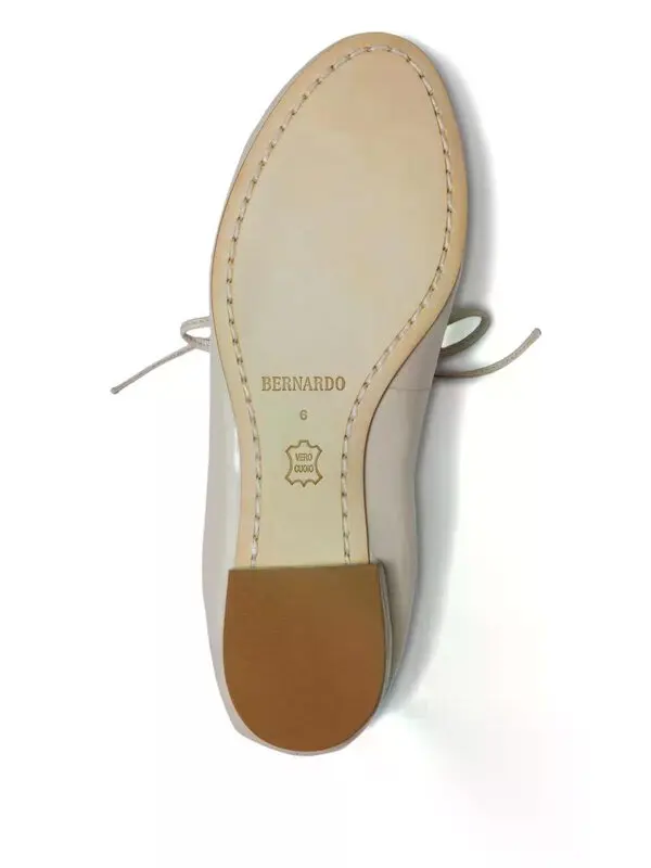 Bernardo 1946 Tie-fastening Ballerinas - White