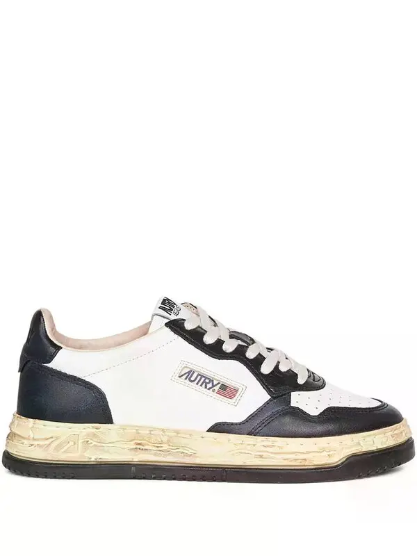 AUTRY Medalist Low Sneakers