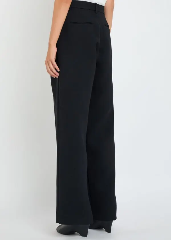 Khaite August Pleated Crepe Trousers - Black