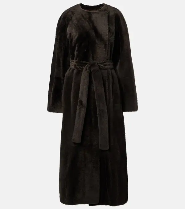 THE ROW Madelina Belted Shearling Coat - Brown
