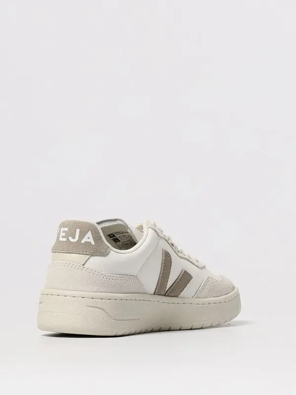 VEJA Sneakers