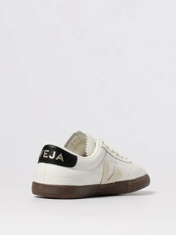 VEJA Sneakers - White