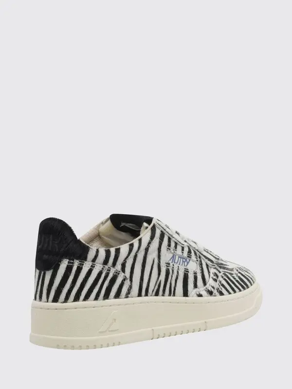AUTRY Low Top Sneakers - Black