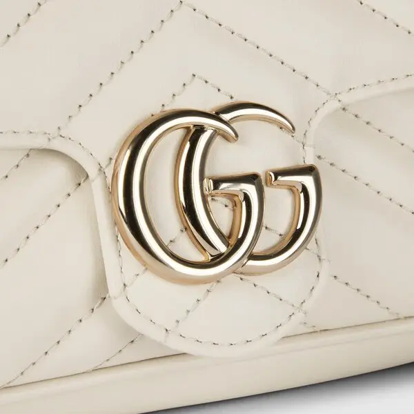 Gucci Gg Marmont Small Shoulder Bag In Matelassé Chevron Leather