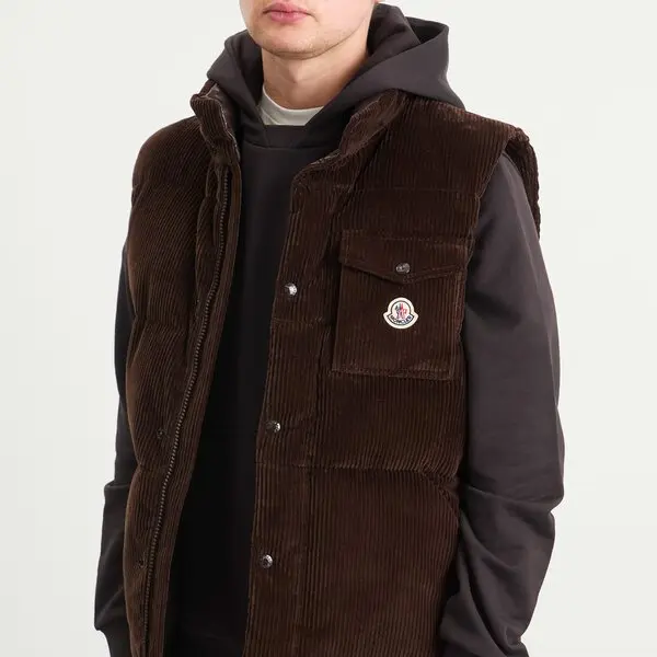 Moncler Agen Vest Maxi Corduroy Gilet - Brown