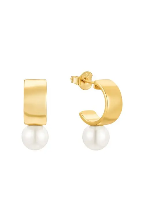 UNTAMED PETALS Leah Pearl Hoop Earrings - Gold