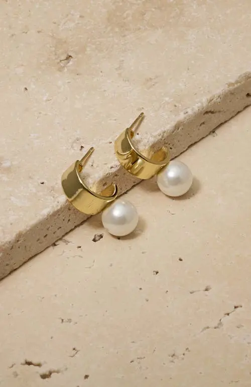 UNTAMED PETALS Leah Pearl Hoop Earrings - Gold