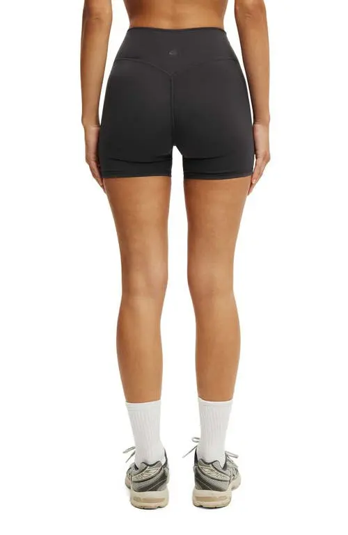 Cotton:on Active Ultra Soft Invisible Scrunch Shortie Shorts - Graphite