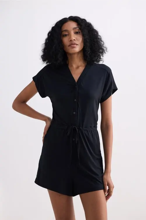 REISTOR V-neck Drawstring Knit Romper - Solid