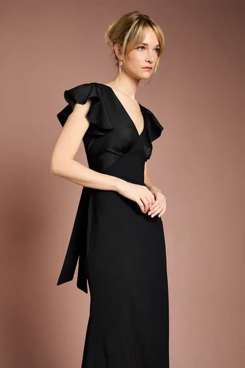 Coast Angel Sleeve V-neck Maxi Dress - Black