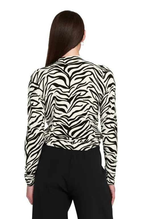 ELLE COLLECTION Printed Feather Weight Animal Print Top