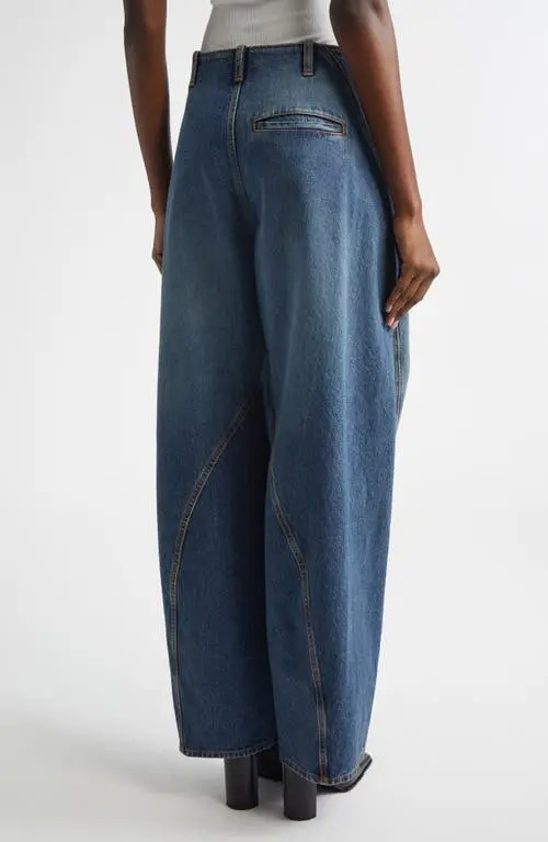 Alaïa Barrel Leg Jeans