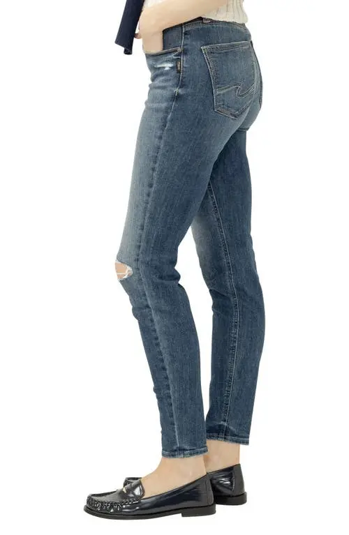 SILVER JEANS CO. Avery Curvy Ripped Skinny Jeans