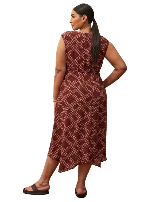 LIVE UNLIMITED Geo Print V-neck Hanky Hem Dress