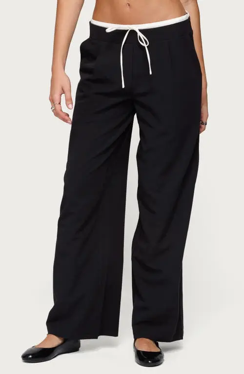 EDIKTED Pleated Wide Leg Sweatpants