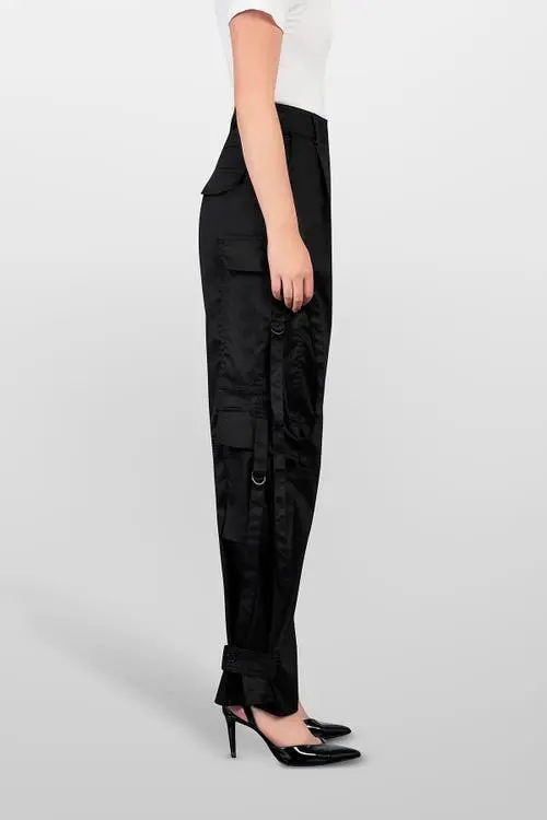 LAURA APARICIO Maxi Cargo Pants - Black