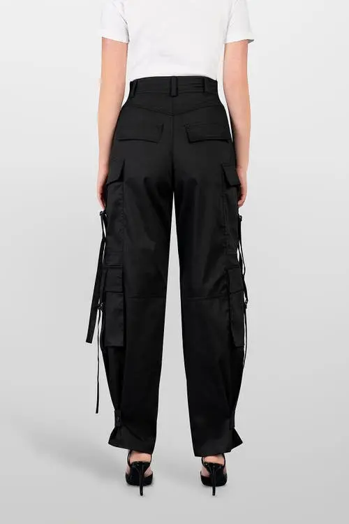 LAURA APARICIO Maxi Cargo Pants - Black