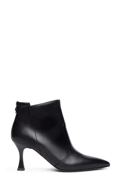 NEROGIARDINI Mid Heel Pointy-toe Booties