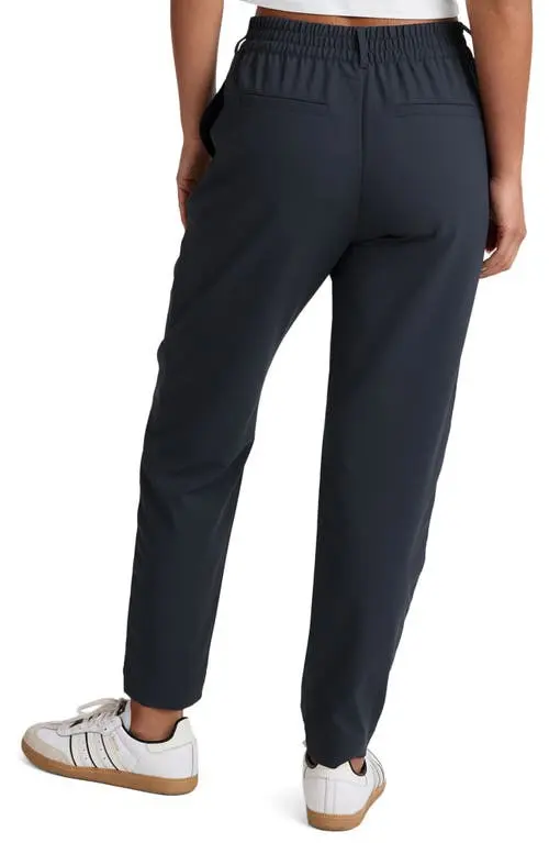 Beyond Yoga Status Tapered Pants - Nocturnal Navy
