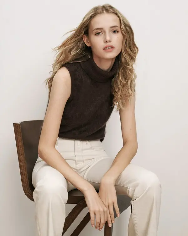 Veronica Beard Mazzy Brushed Cashmere Sleeveless Sweater - Espresso