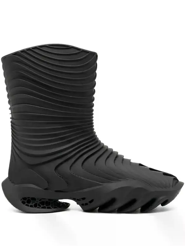 ALIVEFORM Stratum Fang Boots