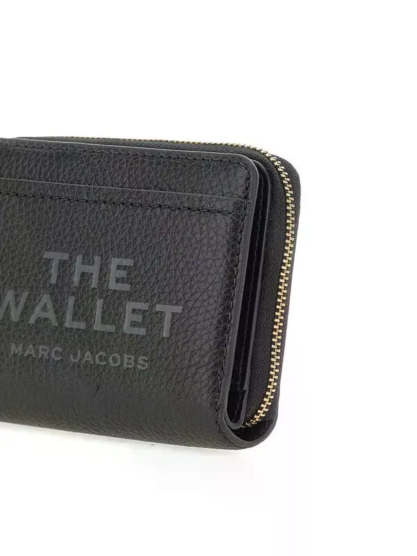 Marc Jacobs Zip-around Wallet