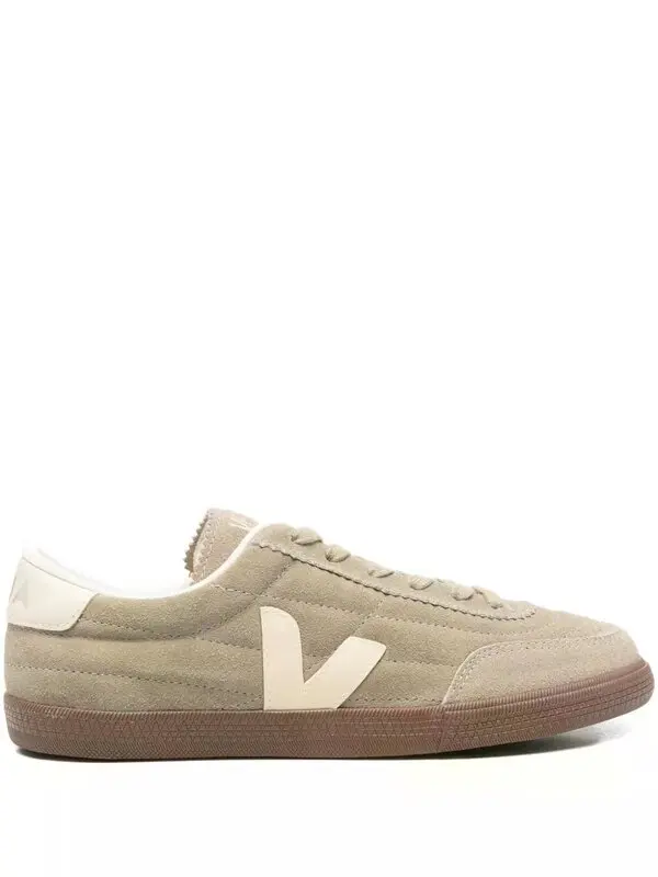 VEJA Panenka Sneakers